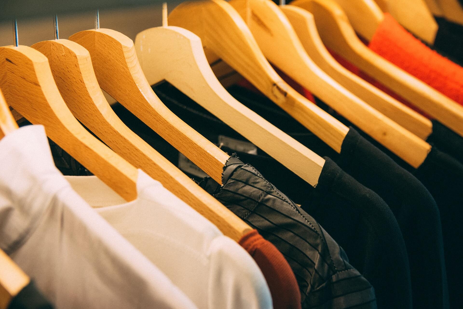 Closet Cleanse: 5 On-Trend Pieces To Keep... And 5 To Toss